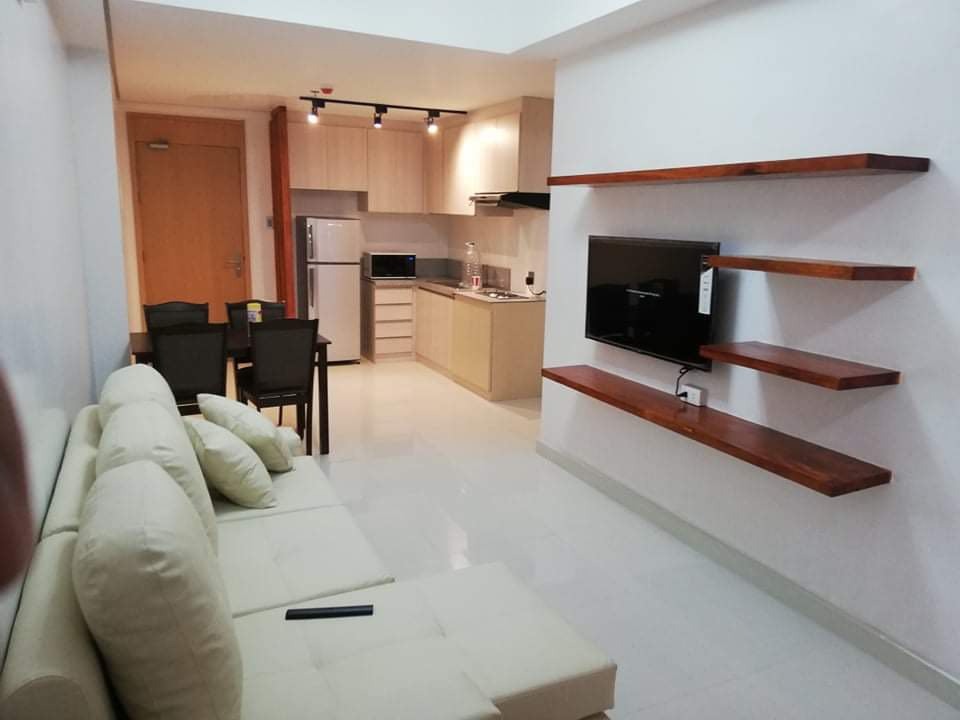 2BR with Parking FOR LEASE or FOR SALE at Signa Designer Residences ...