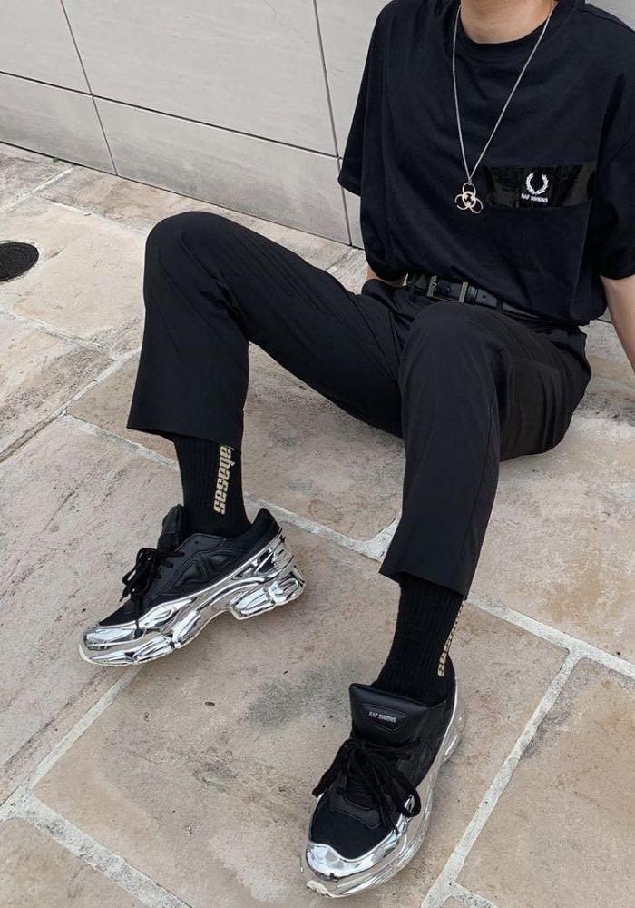 Adidas Raf Simons x Ozweego Silver Chrome Core Black/Silver Metallic ...