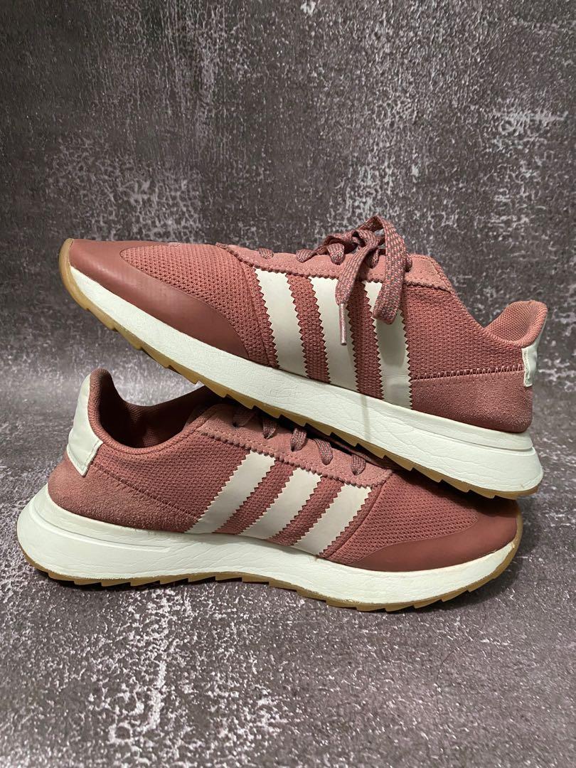 ADIDAS RUNNING SHOE with free Nike beaters, Women's Fashion, Footwear ...