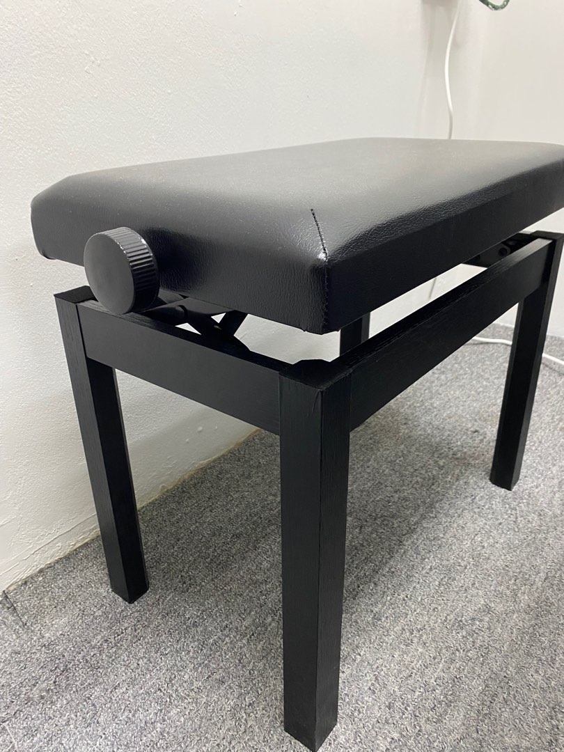 Adjustable Piano Bench, Hobbies & Toys, Music & Media, Musical Instruments on Carousell