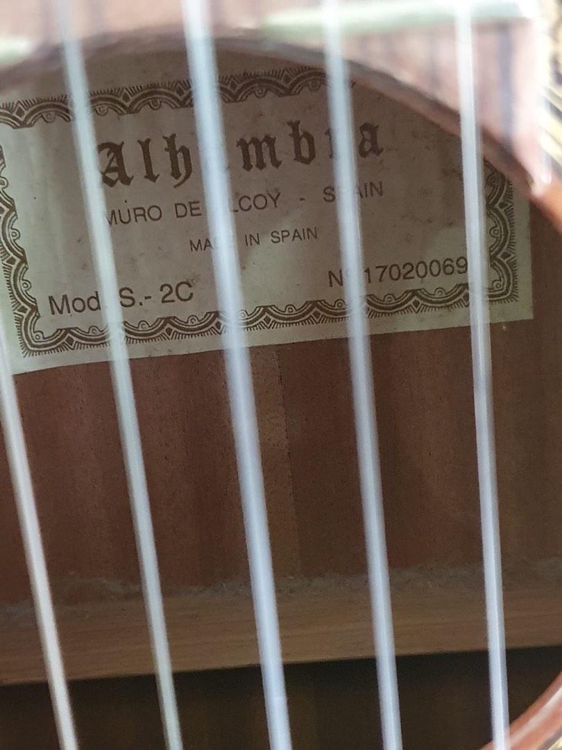 Alhambra Classical Guitar student 2C, Hobbies & Toys, Music & Media ...