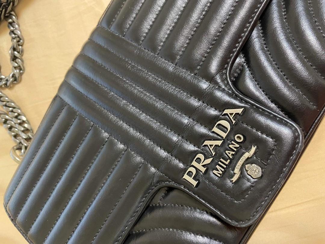 Authentic Prada Chain Flap Diagramme Large, Luxury, Bags & Wallets on ...