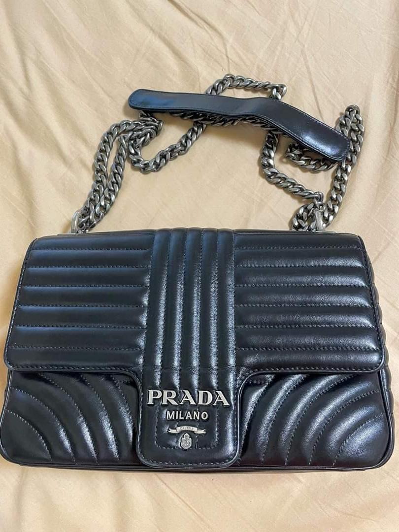 Authentic Prada Chain Flap Diagramme Large, Luxury, Bags & Wallets on ...