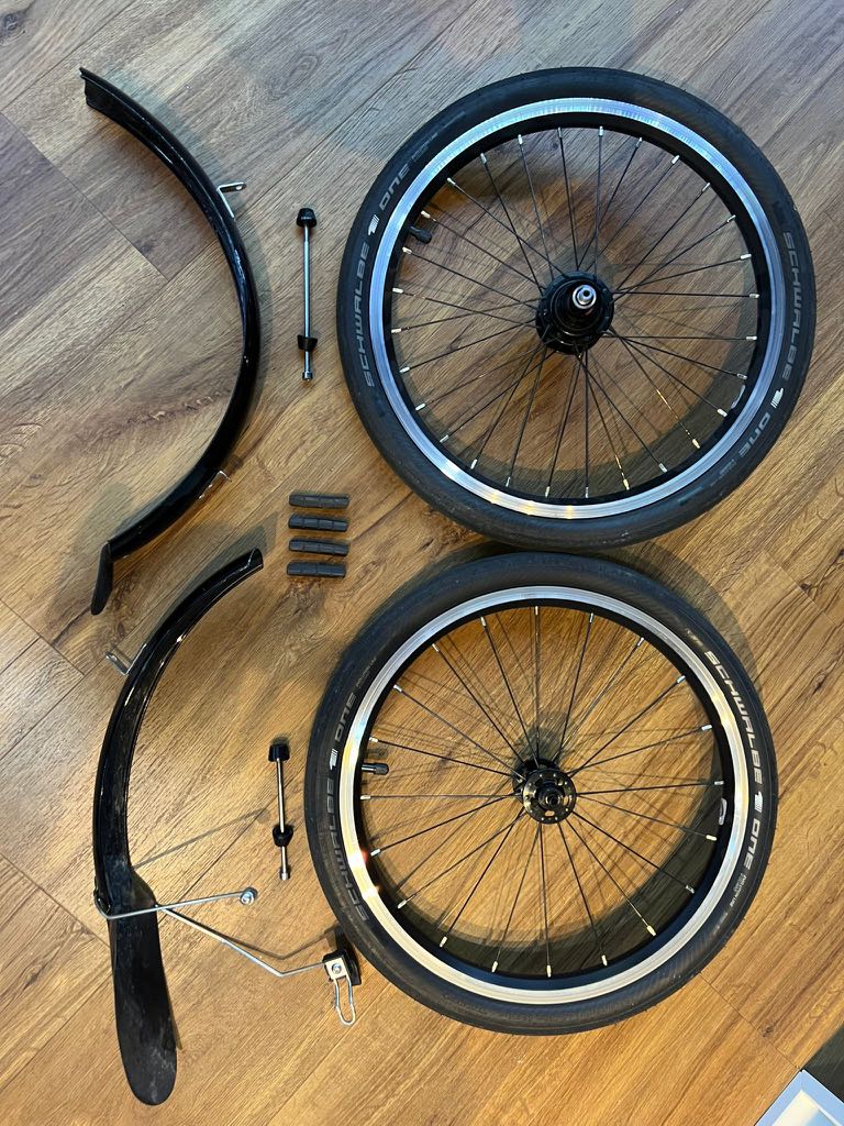 Brompton PLine Wheelset (complete with stock fender and tyre), Sports ...