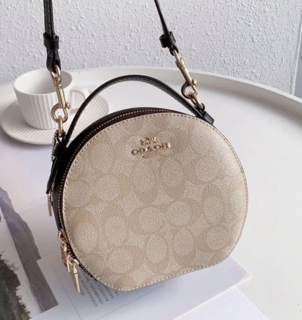 Coach Signature Round Canteen Bag, Women's Fashion, Bags & Wallets ...