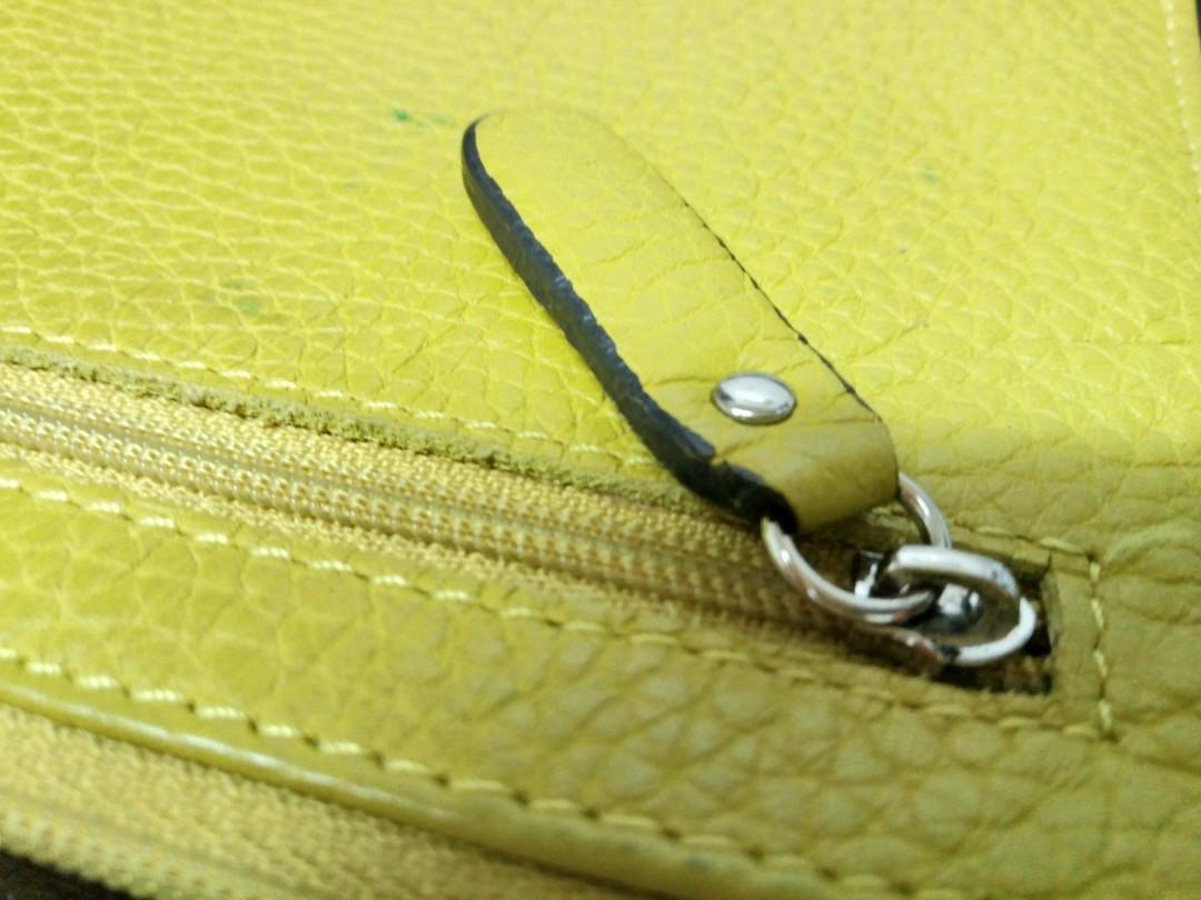 FINO LEATHERWARE SLIM PEBBLED WALLET, Women's Fashion, Bags & Wallets ...
