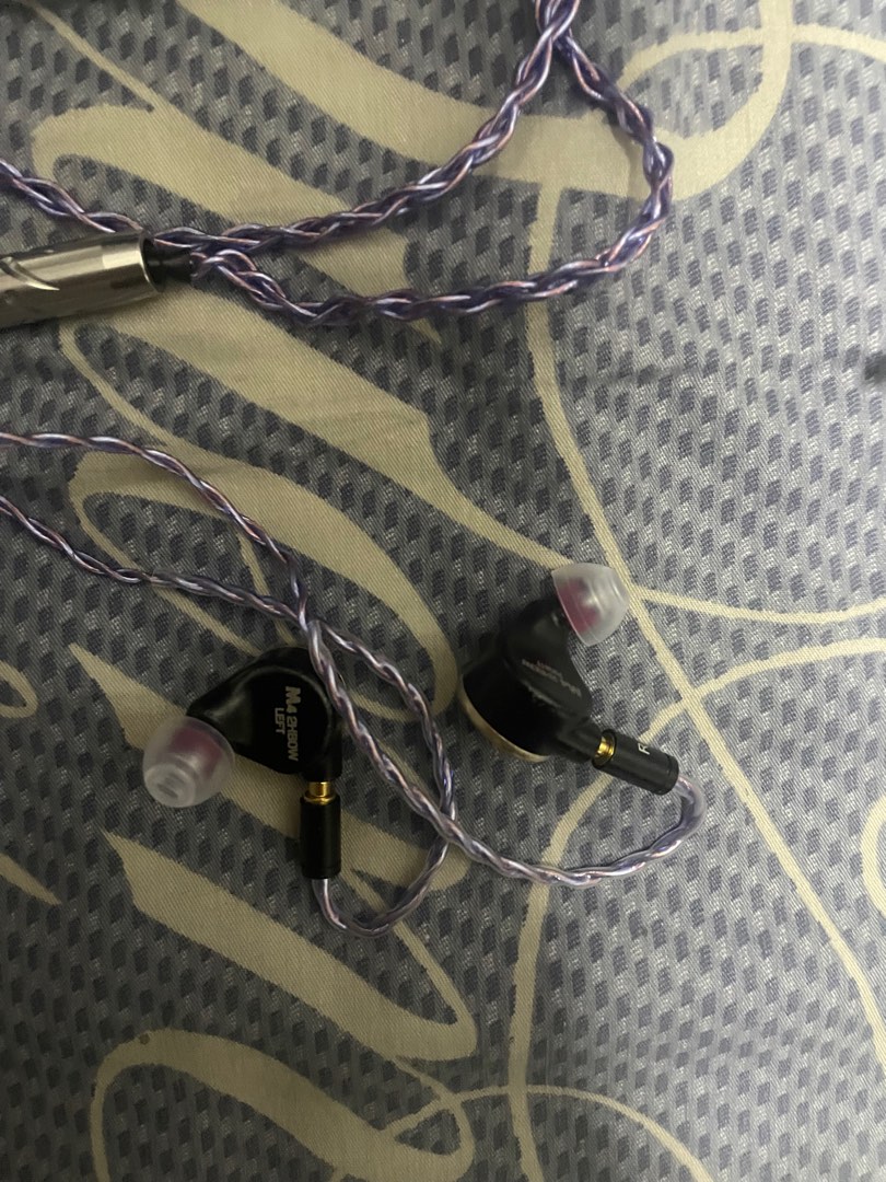 Fir Audio M4, 音響器材, 耳機 - Carousell
