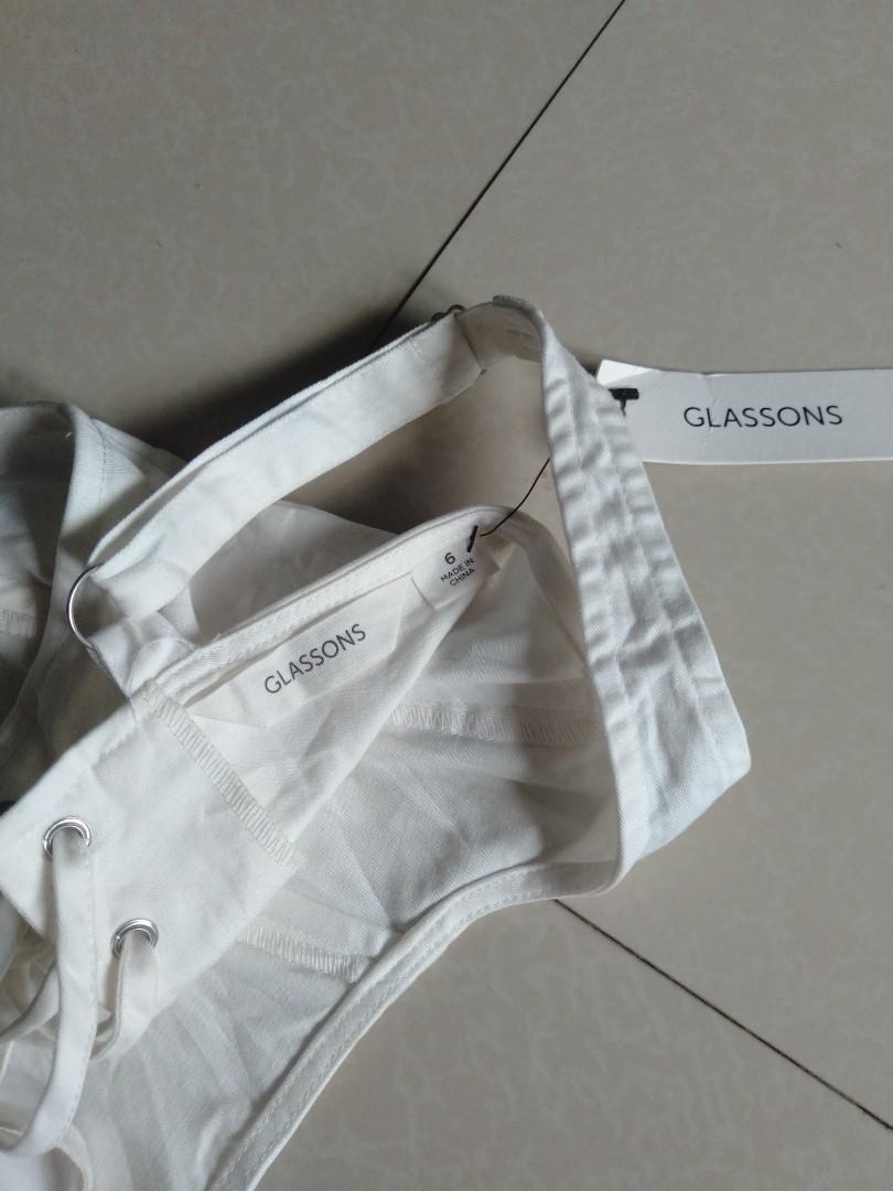 Glassons white corset with tag, Women's Fashion, Tops, Sleeveless on ...