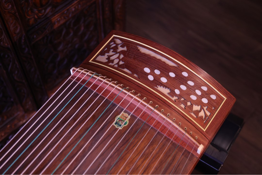 Guzheng, Hobbies & Toys, Music & Media, Musical Instruments on Carousell