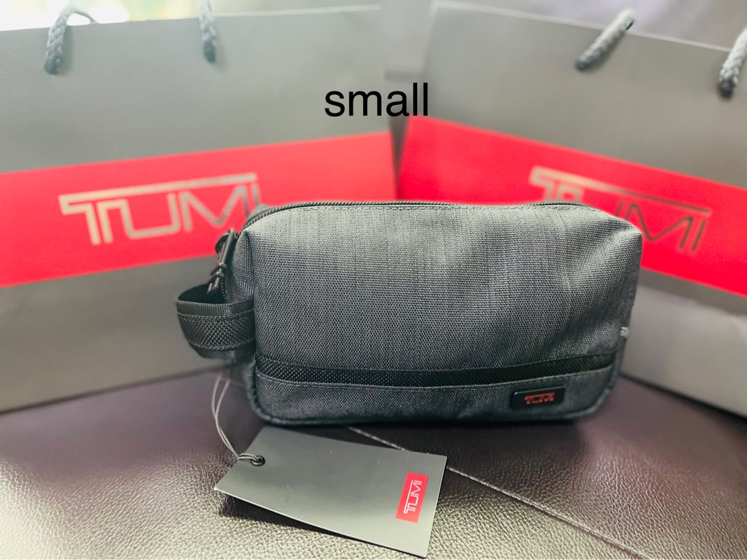 Original TUMI small POUCH/ Vanity, Men's Fashion, Bags, Belt bags ...