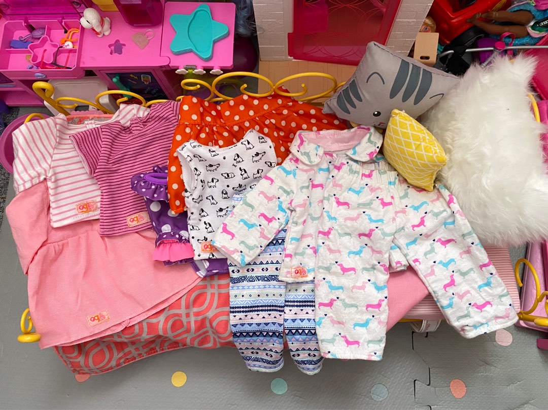 Our Generation Battat bed and clothes set for dolls, Hobbies & Toys ...