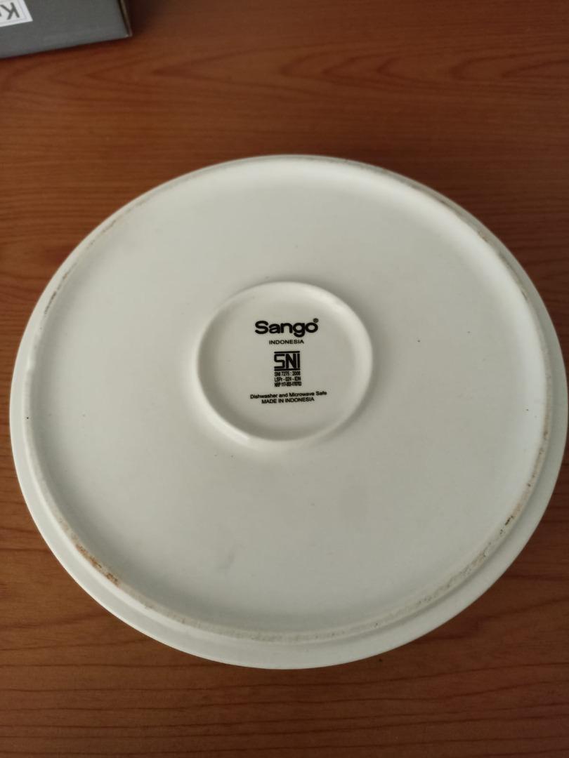 Piring Bundar Merek Sango 20cm, Kitchen & Appliances di Carousell