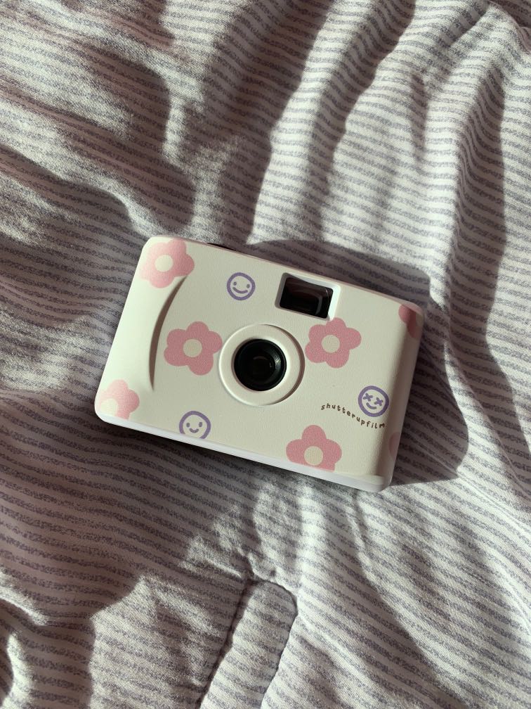 shutterup film 35mm camera (bloom), Photography, Cameras on Carousell