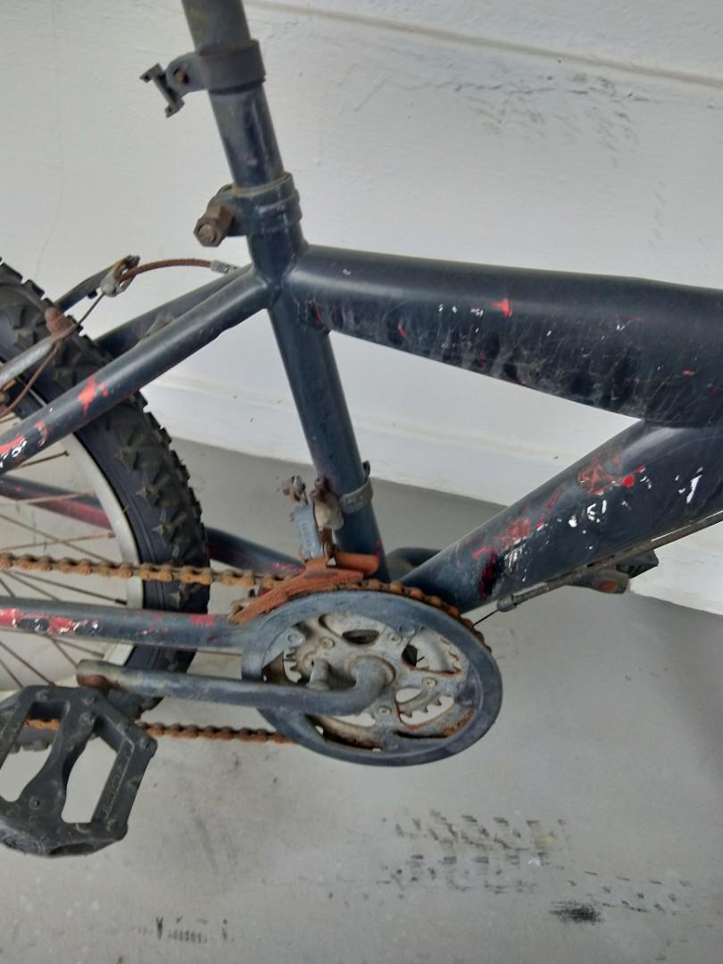 super rusty kids bicycle scrap, Sports Equipment, Bicycles & Parts ...