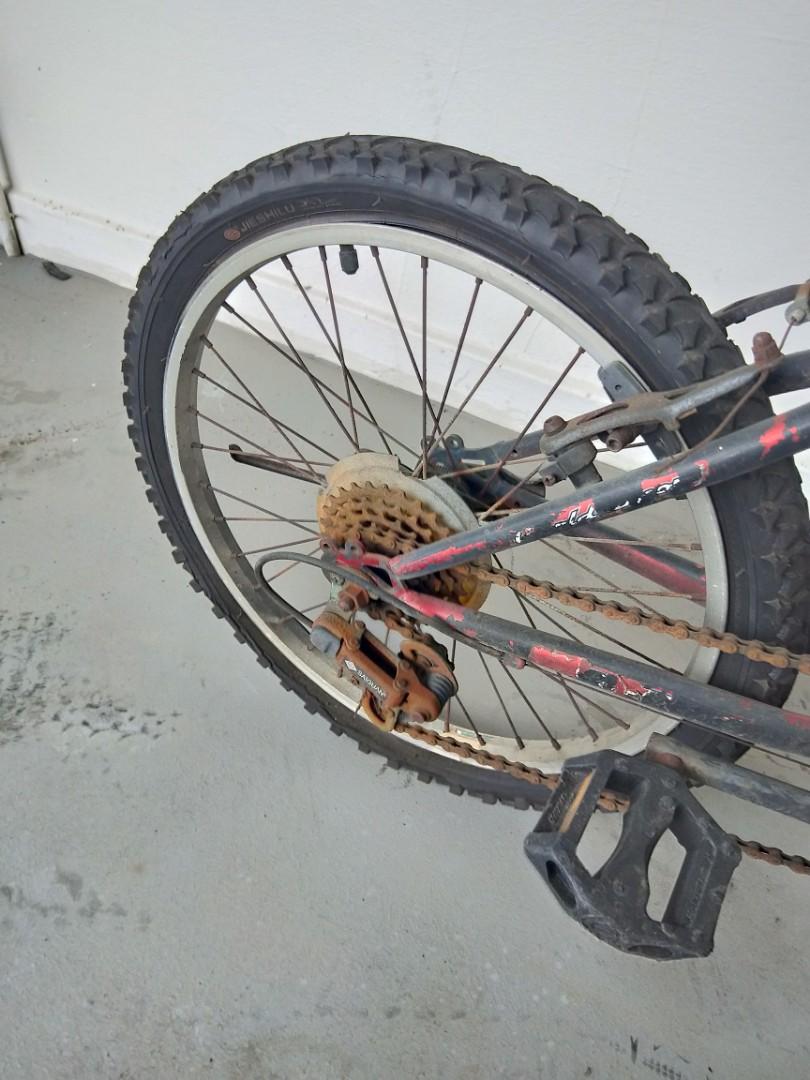 super rusty kids bicycle scrap, Sports Equipment, Bicycles & Parts ...