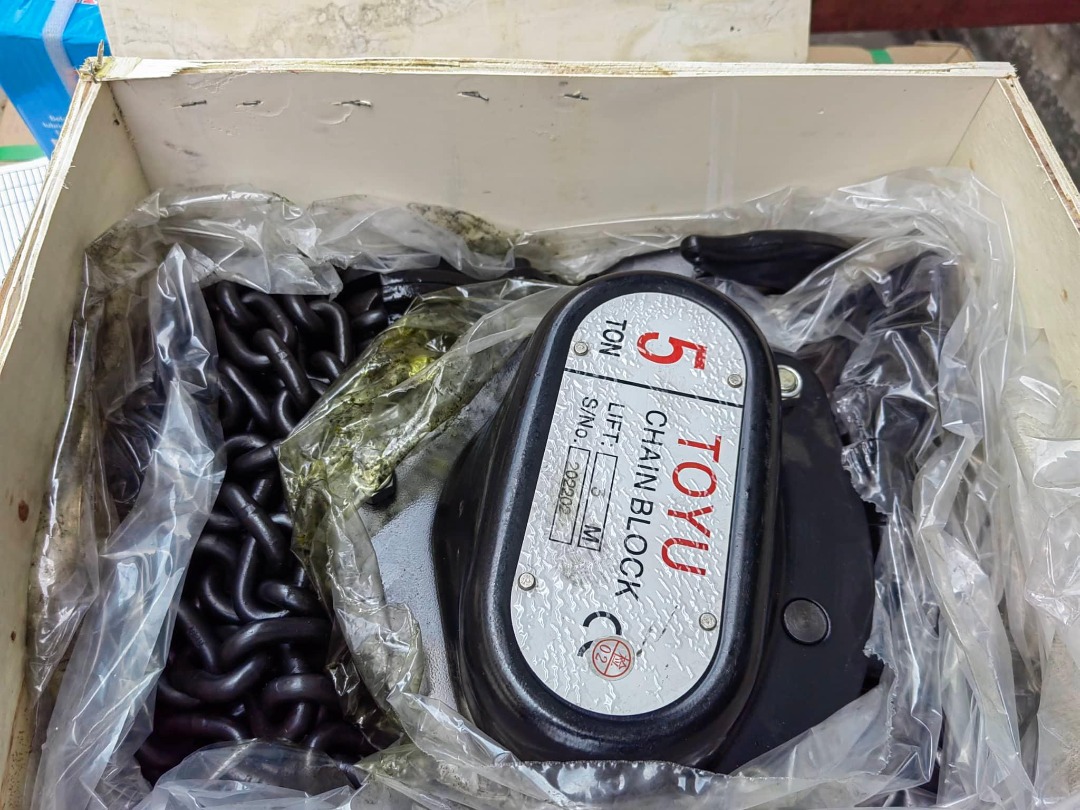 Toyu Chain Block, Commercial & Industrial, Construction Tools ...