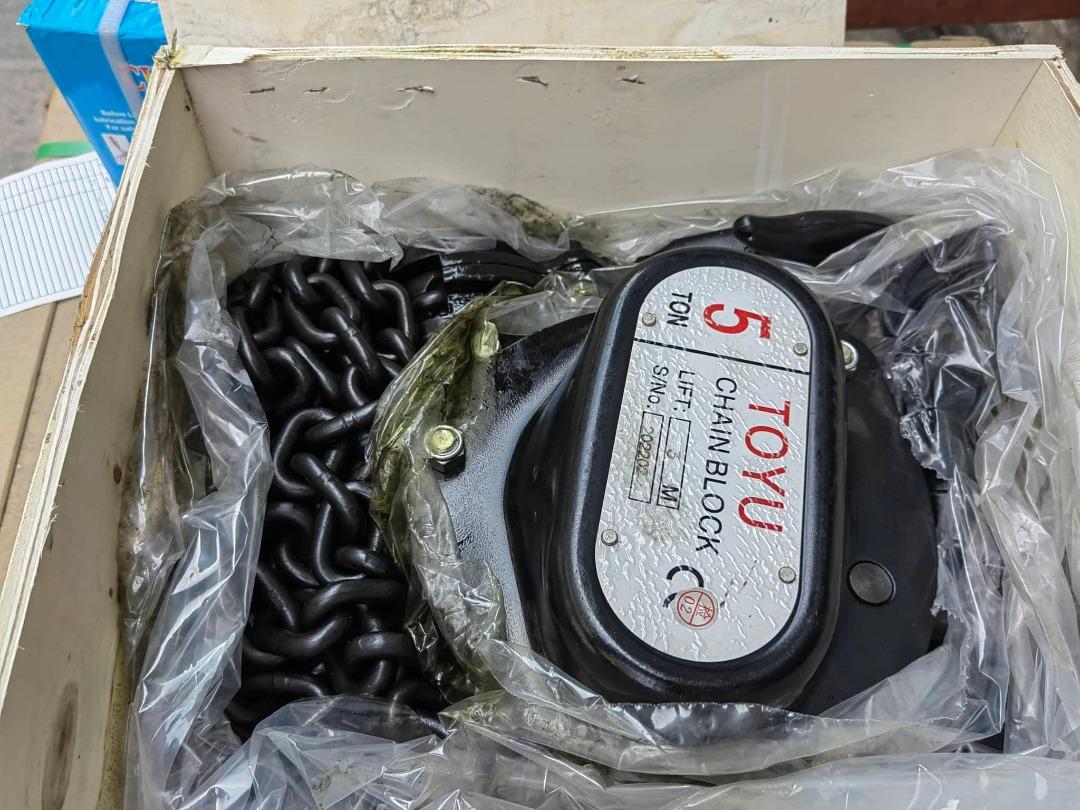 Toyu Chain Block, Commercial & Industrial, Construction Tools ...