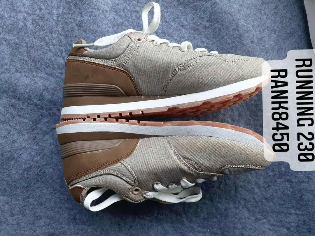 Ukay shoes size 230, Women's Fashion, Footwear, Sneakers on Carousell