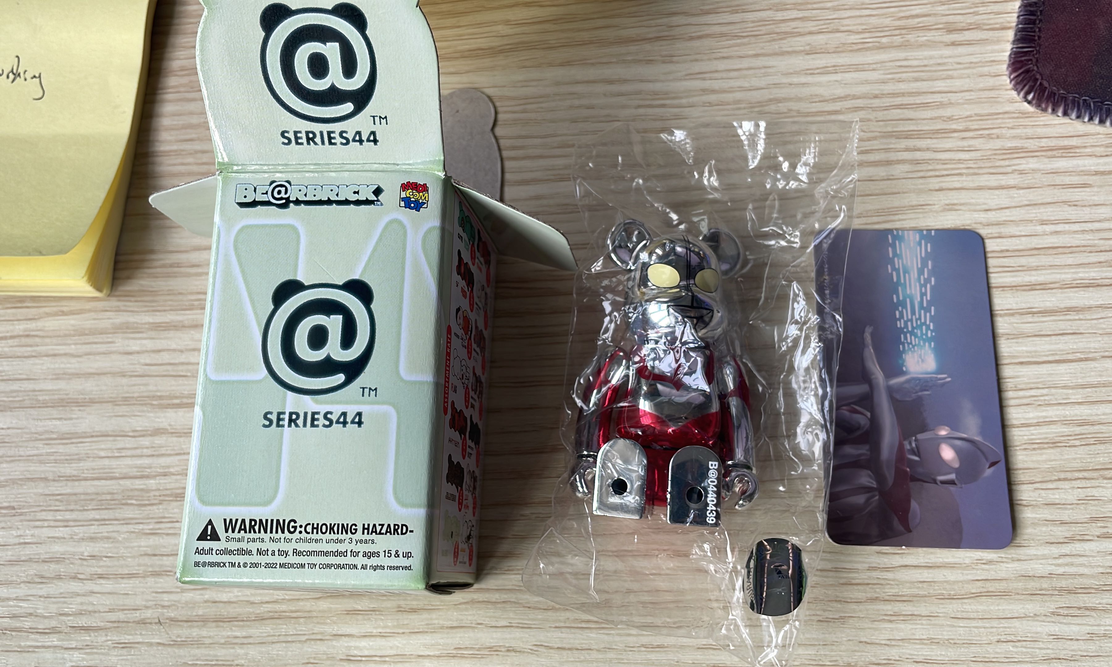 ultraman series 44 bearbrick 100%, Hobbies & Toys, Toys & Games on ...