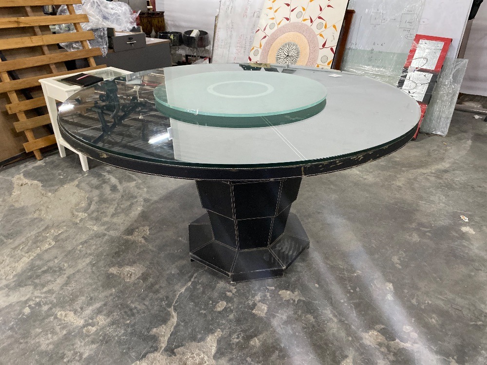 Wooden Leather Cover Glass Top Round Dining Table / Meja Makan Bulat ...