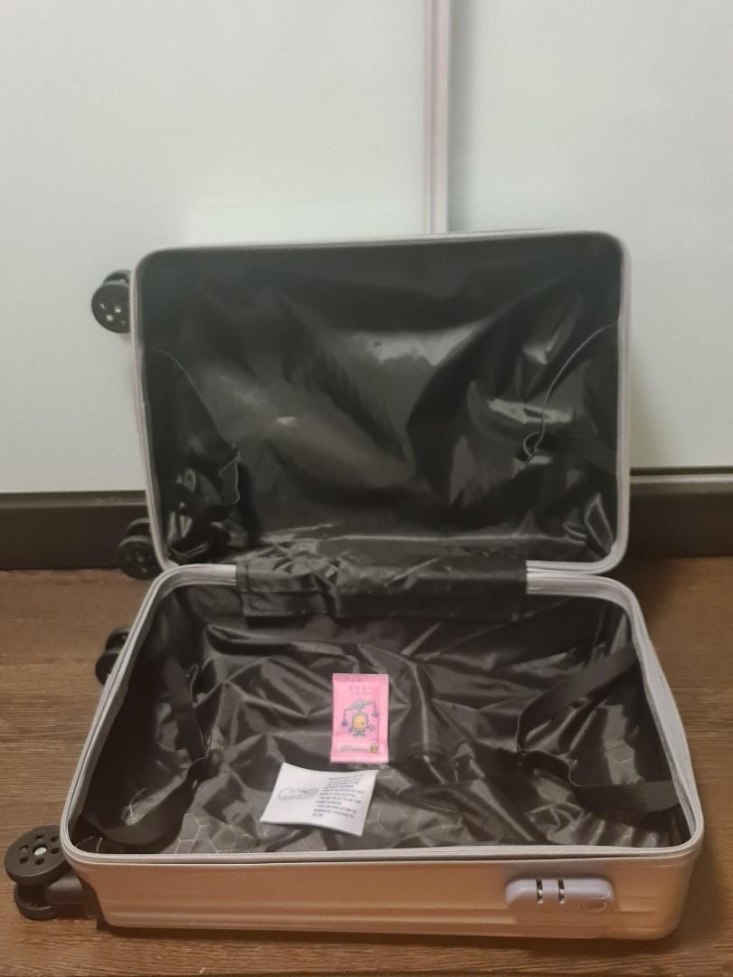 22" inch hang carry luggage, Lifestyle Services, Others on Carousell