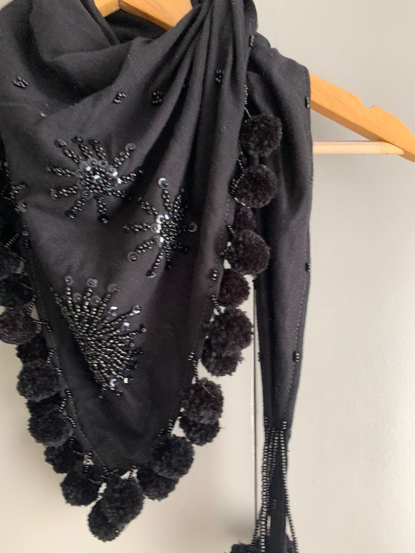 all black tangkulo, Women's Fashion, Watches & Accessories, Scarves on ...