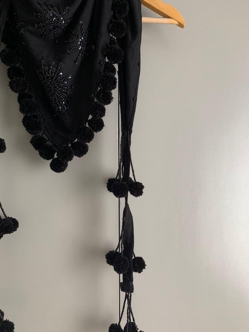 all black tangkulo, Women's Fashion, Watches & Accessories, Scarves on ...