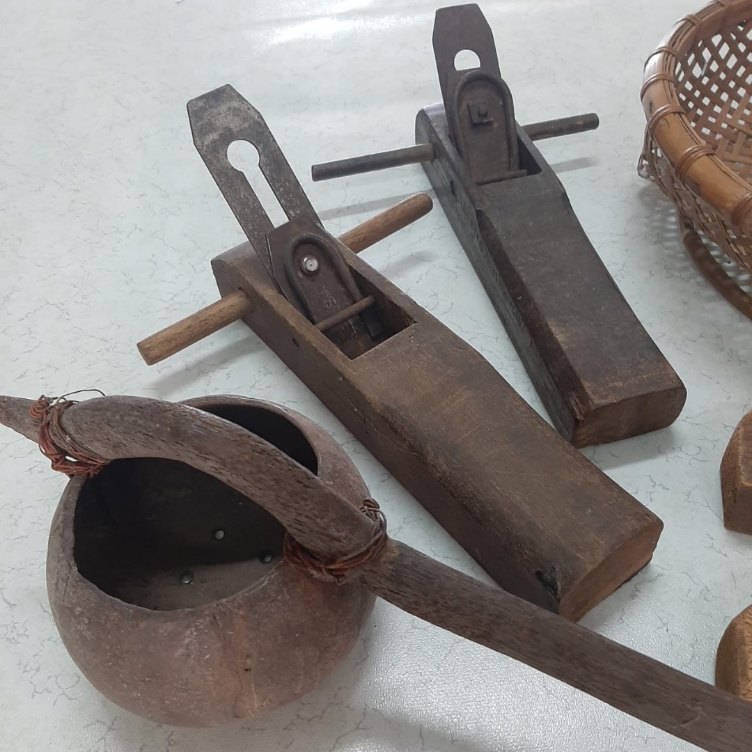 Barang barang lama, Hobbies & Toys, Collectibles & Memorabilia, Vintage ...