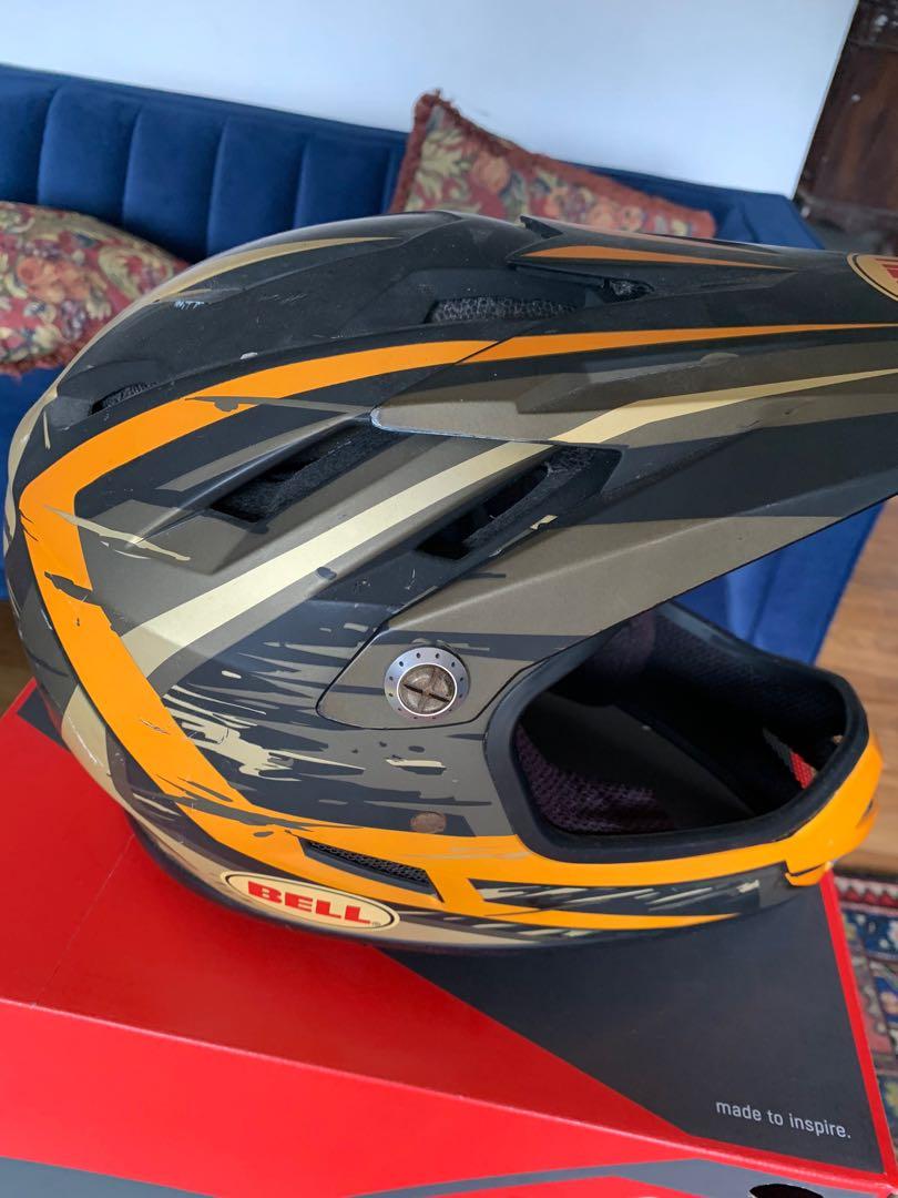 Bell full-face helmet, Sports Equipment, Bicycles & Parts, Parts ...