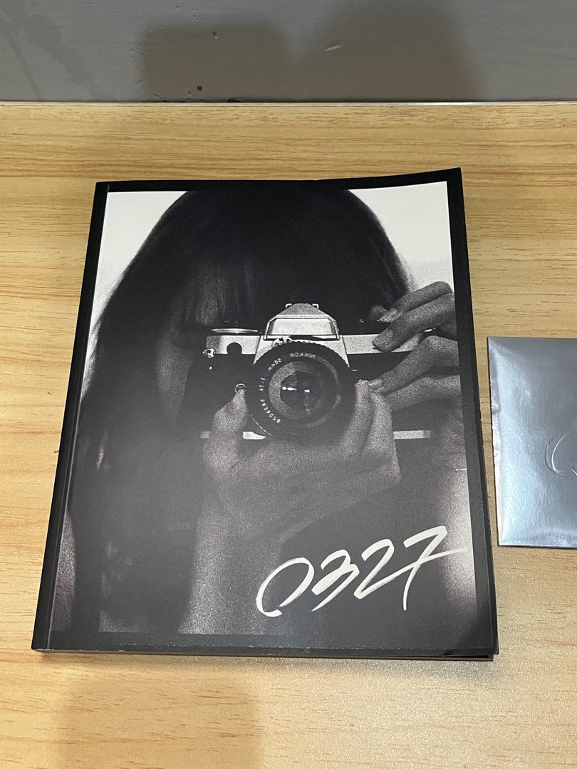 Blackpink Lisa 0327 Photobook Vol. 1, Hobbies & Toys, Memorabilia ...