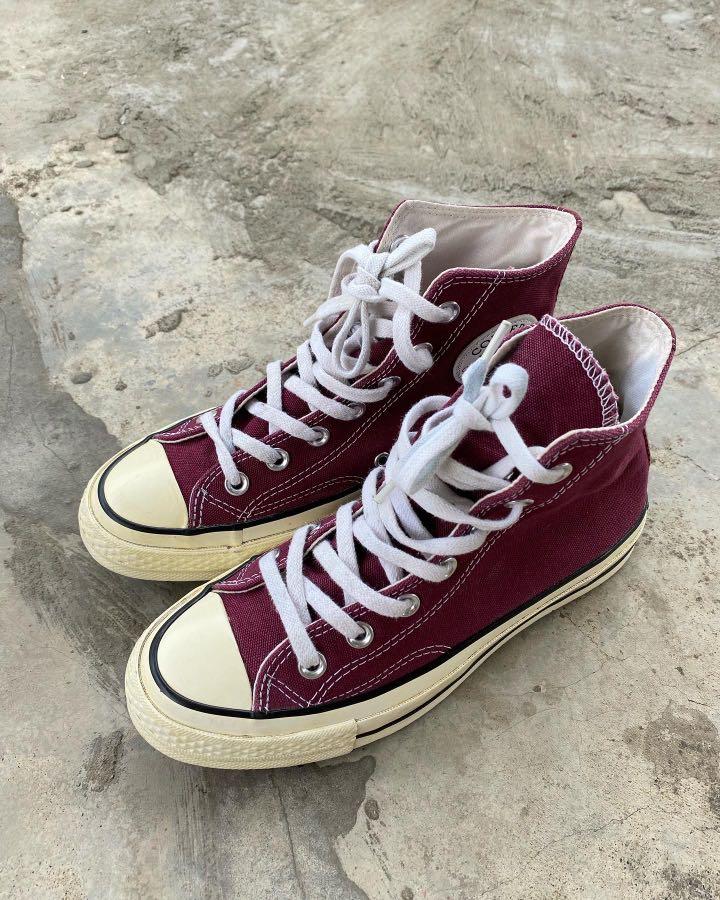 Converse Maroon High cut, Women's Fashion, Footwear, Sneakers on Carousell