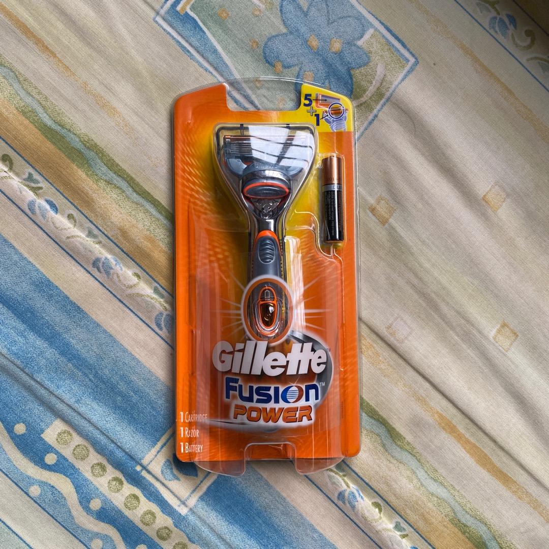 Gillette Fusion Power Razor, Beauty & Personal Care, Men's Grooming on ...