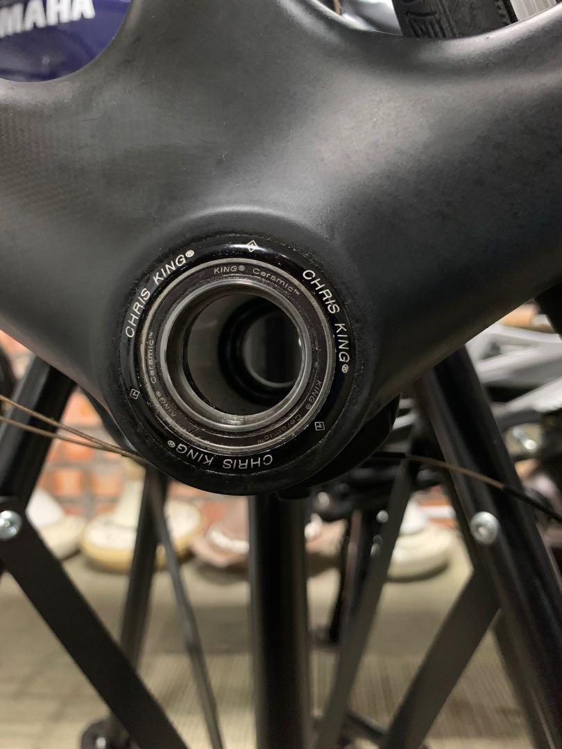 ISAAC PROTON FW carbon roadbike frame, Motorbikes on Carousell