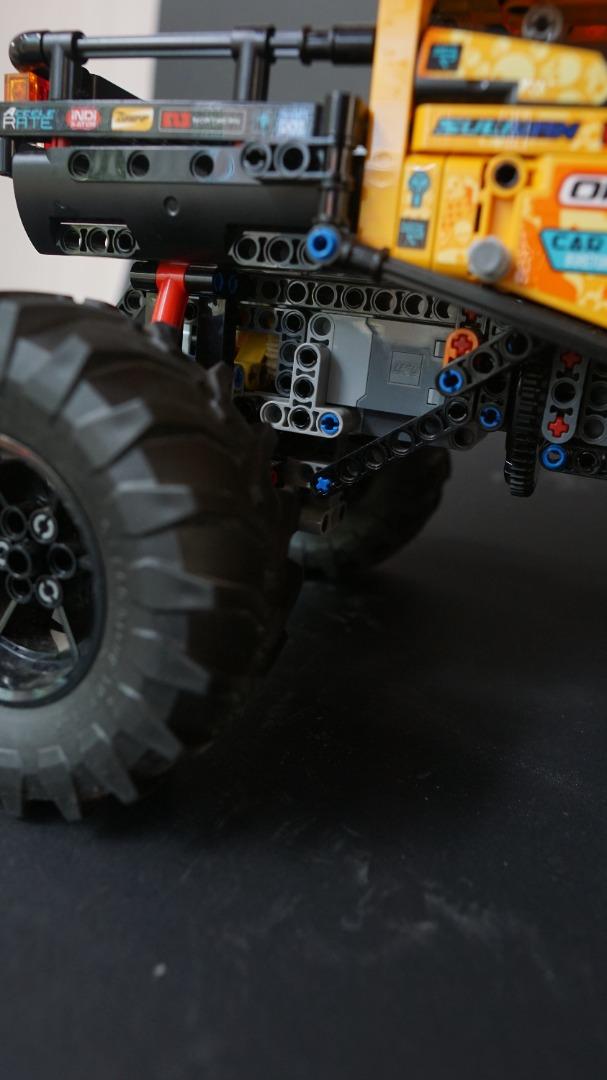 Lego Technic 4x4 Extreme Off-Roader - 42099 (Negotiable), Hobbies ...