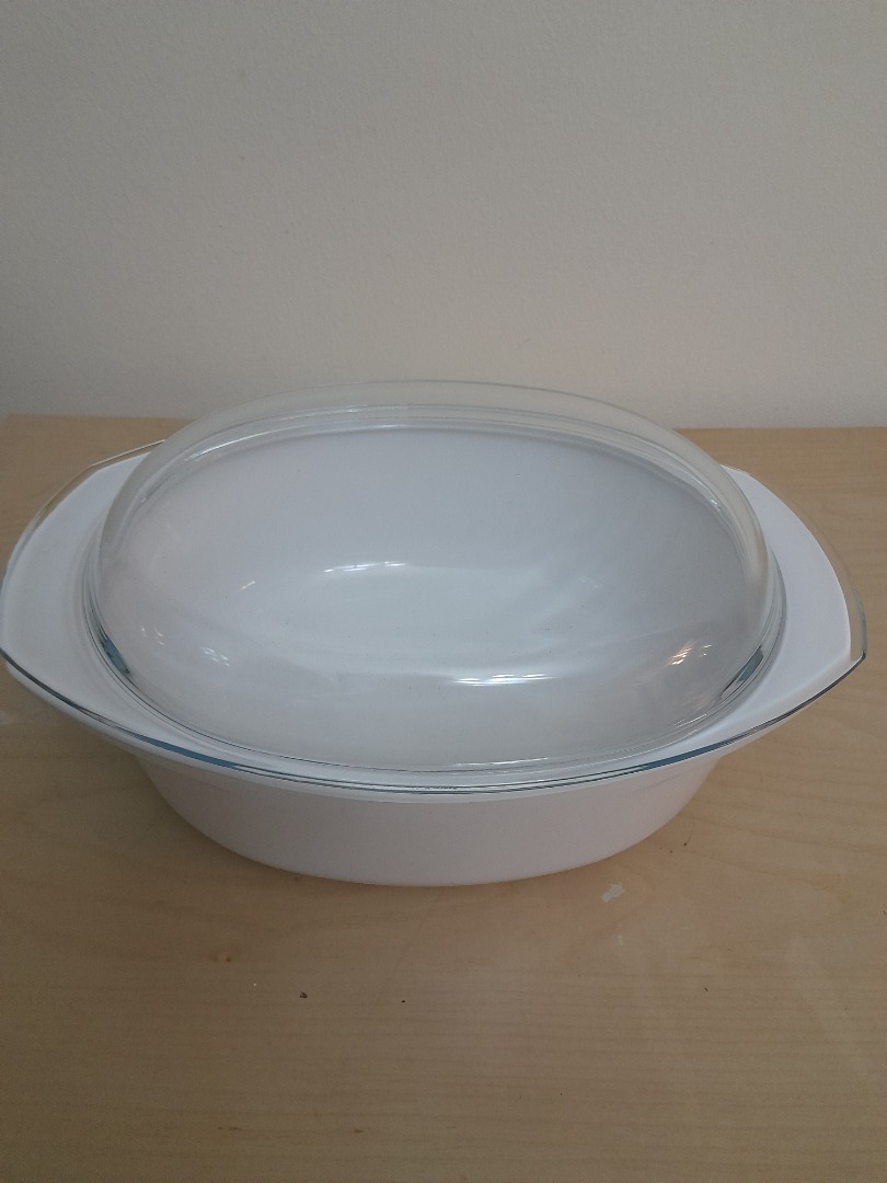 PyroFlam by Pyrex Casserole with Lid (3.5 L), Furniture & Home Living ...