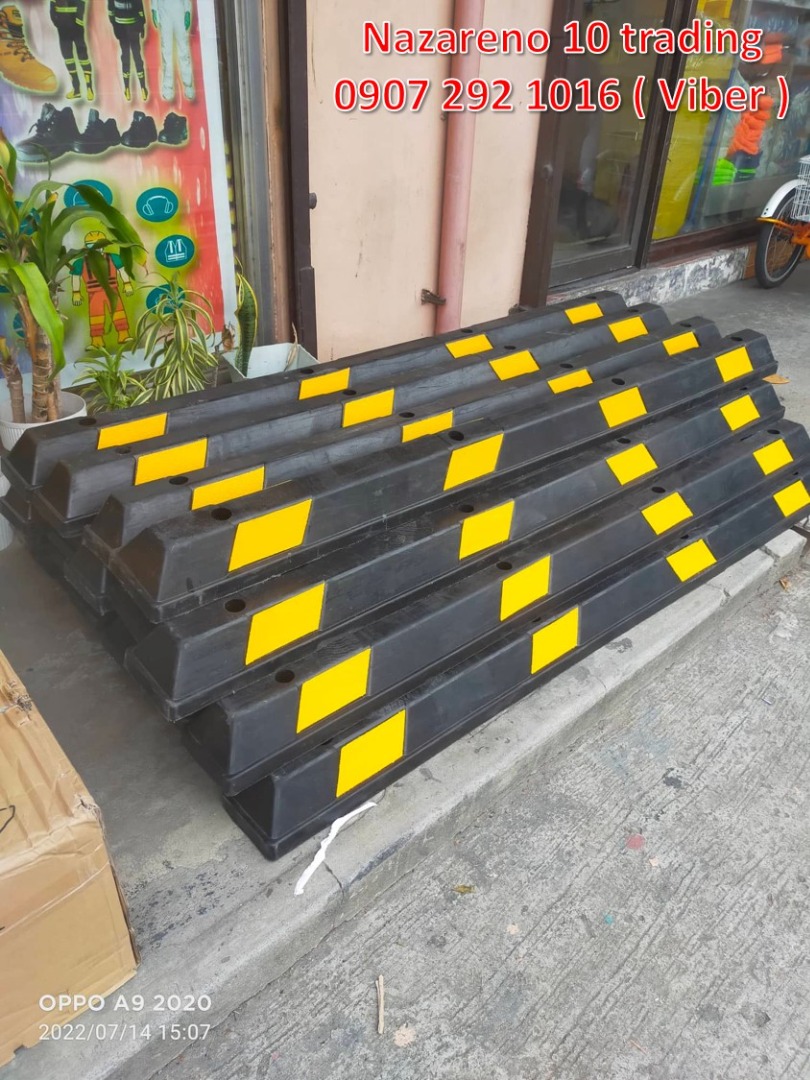 Rubberized parking stopper 10, Commercial & Industrial, Construction ...