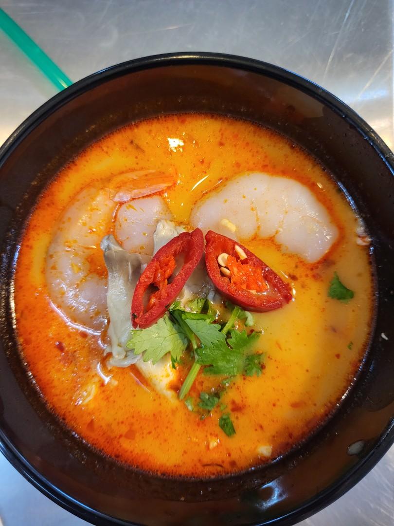 [HALAL] Tom yam soup with prawn or chicken ( Red/Clear/Coconut), Food ...