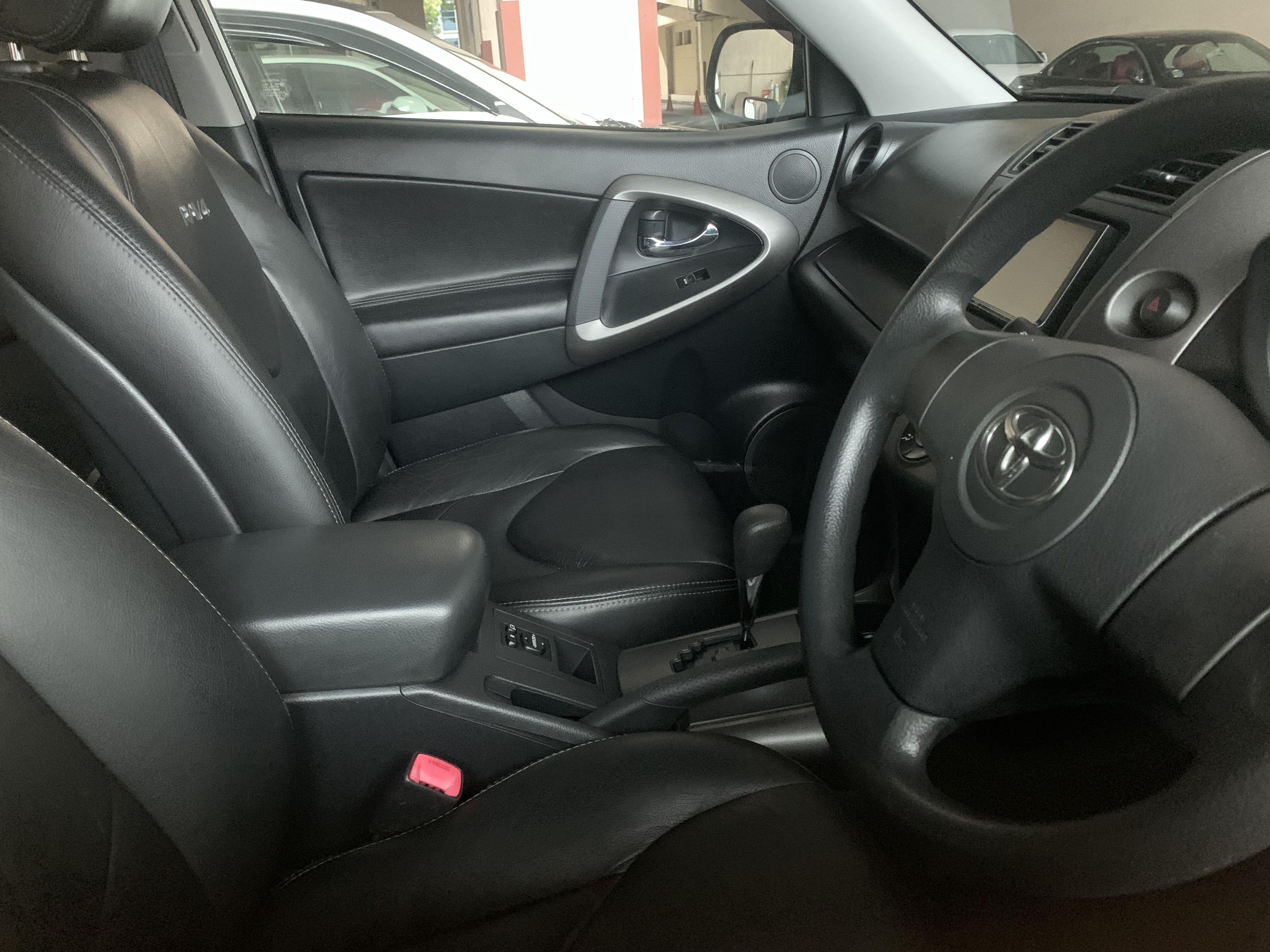 Toyota RAV4 2.4A X Auto, Cars, Used Cars on Carousell