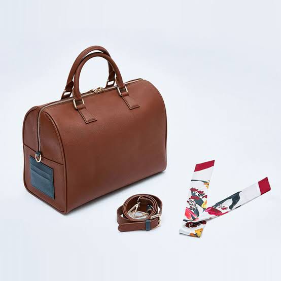 V Mute Boston Bag + PC Bundle, Hobbies & Toys, Memorabilia ...