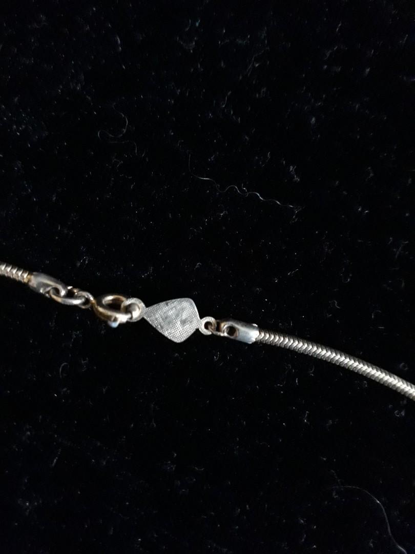 Vintage Biagi Gold-Tone Knot with Green Stone Necklace, Women's Fashion ...