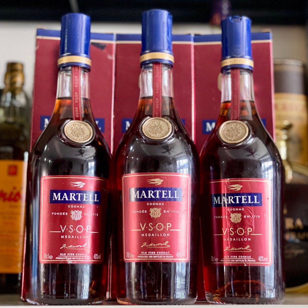 0.7L Martell VSOP Blue Cap Cognac Medallion Blend w box 700ml, Food ...