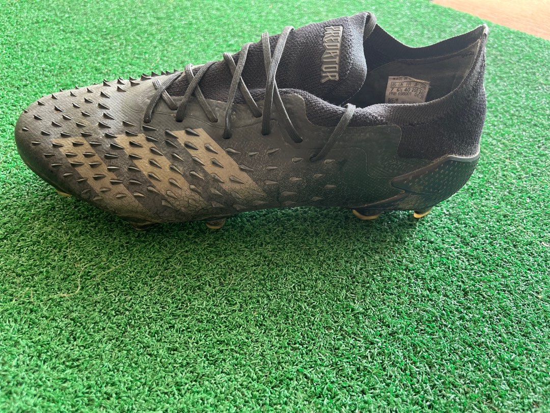 Adidas predator freak.1 demonskin, Sports Equipment, Sports & Games ...