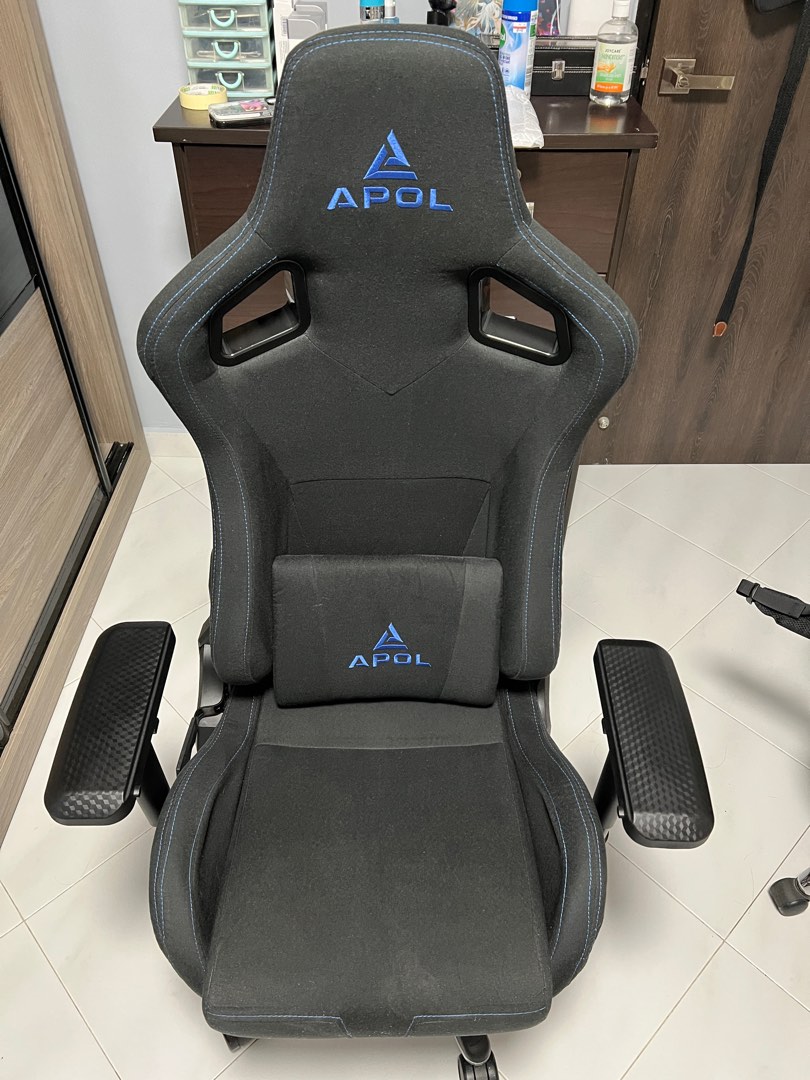 APOL Kraken Gaming Chair self collection (Able to nego) , Furniture ...