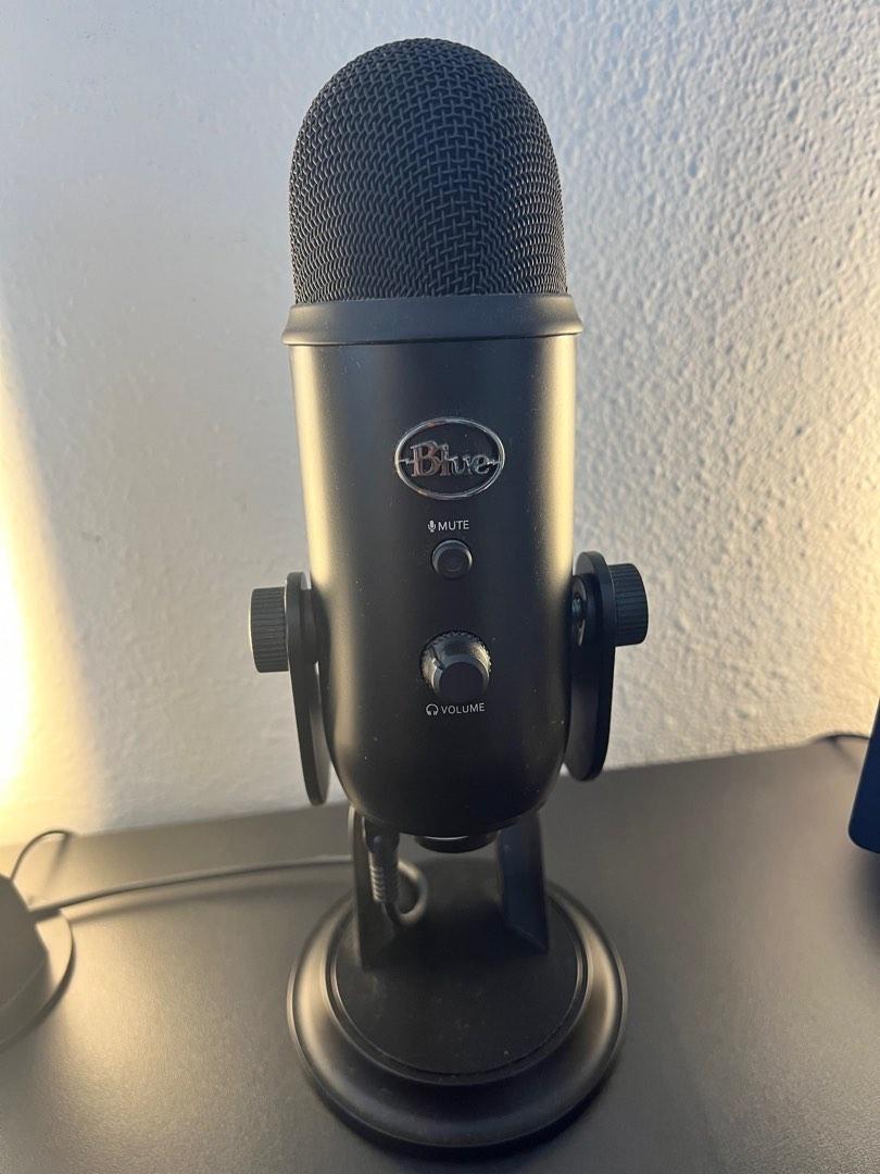 Blue Yeti USB Microphone (Blackout), Audio, Microphones on Carousell