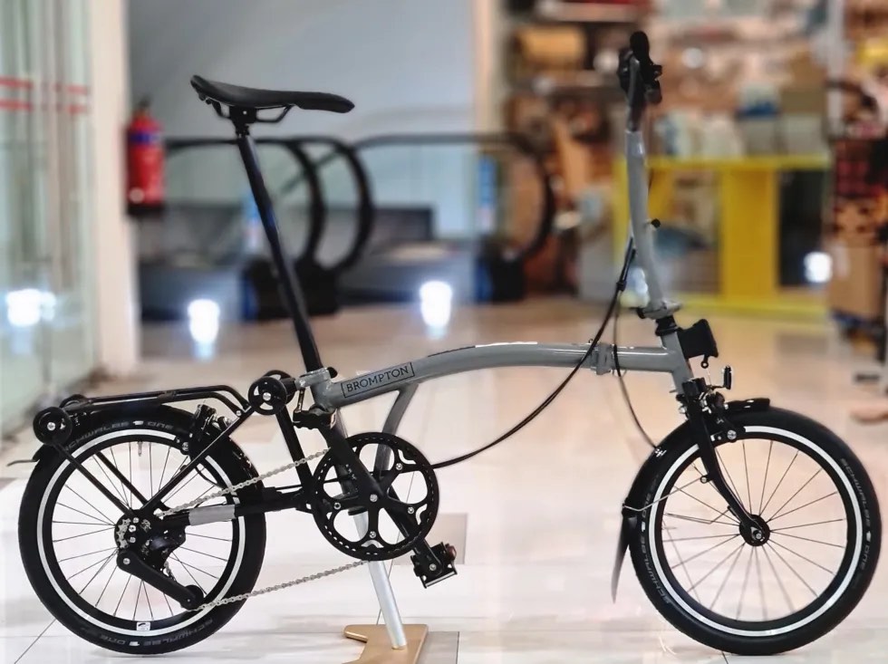 Brompton P-Line, Rack, 54T & Lights , Sports Equipment, Bicycles ...