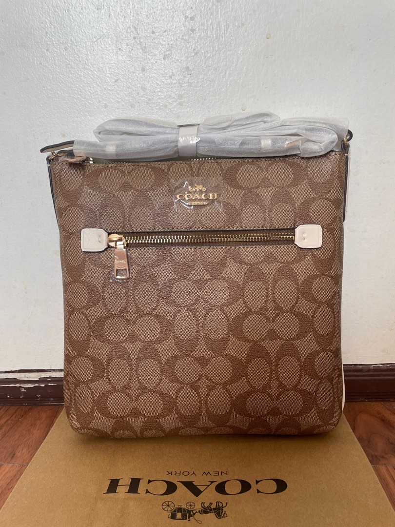 Coach Rowan File Bag in Signature Canvas, Women's Fashion, Bags ...