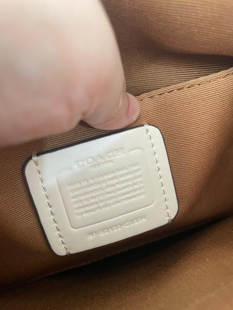 Coach Rowan File Bag in Signature Canvas, Women's Fashion, Bags ...