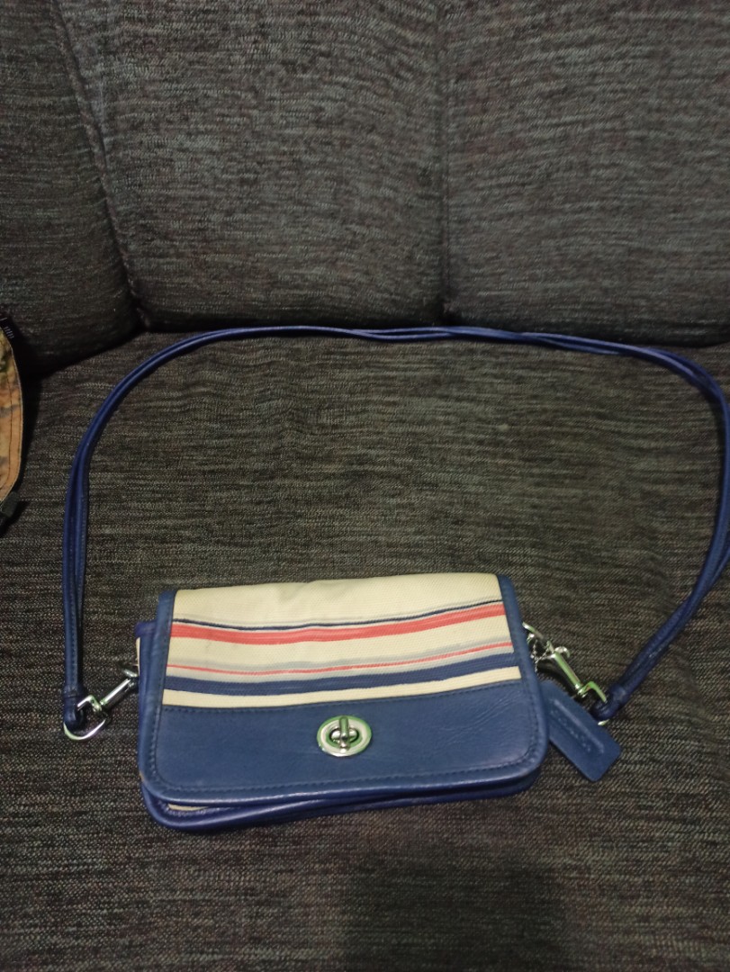coach sling bag, Women's Fashion, Bags & Wallets, Cross-body Bags on ...
