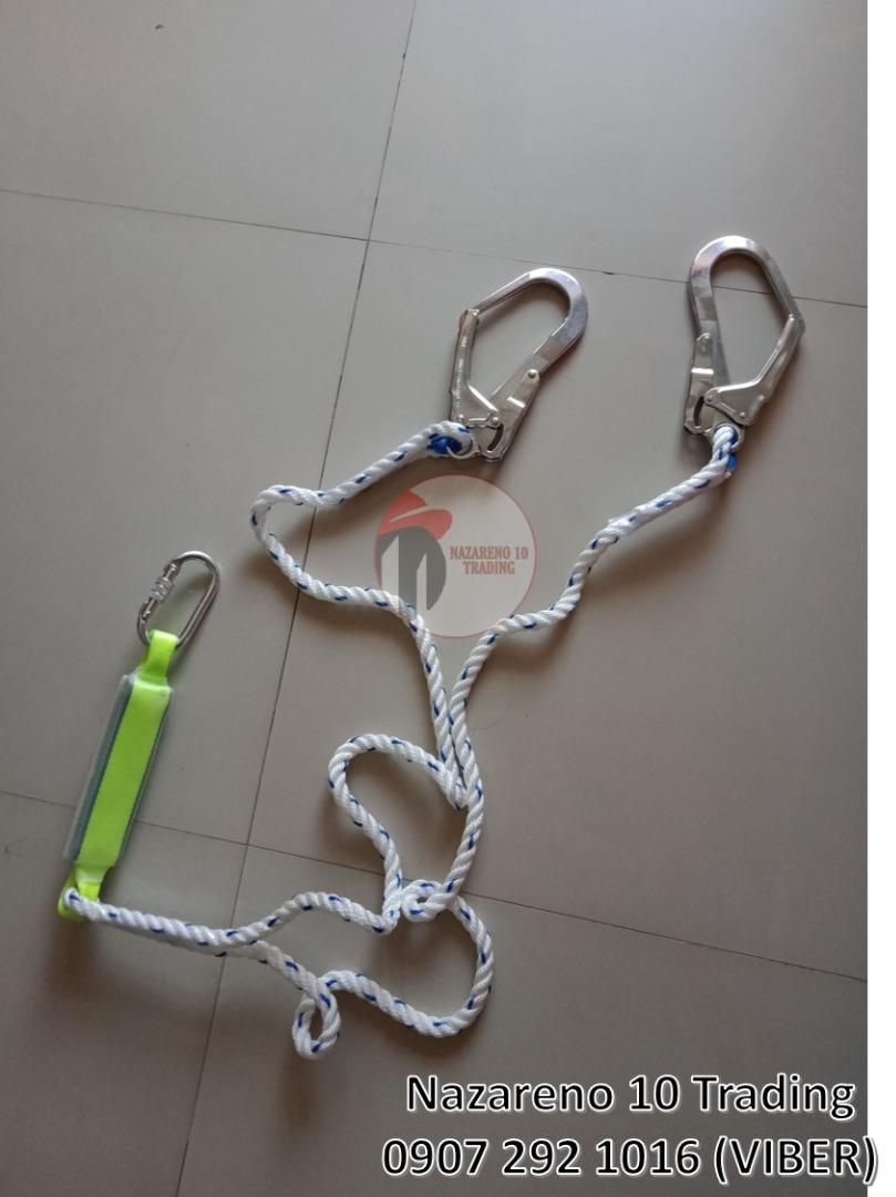 Double safety harness 42, Commercial & Industrial, Construction Tools ...