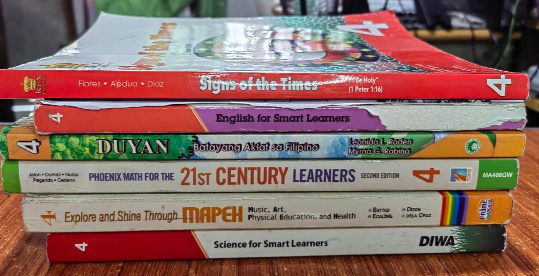 Grade 4 books (take all), Hobbies & Toys, Books & Magazines, Textbooks ...